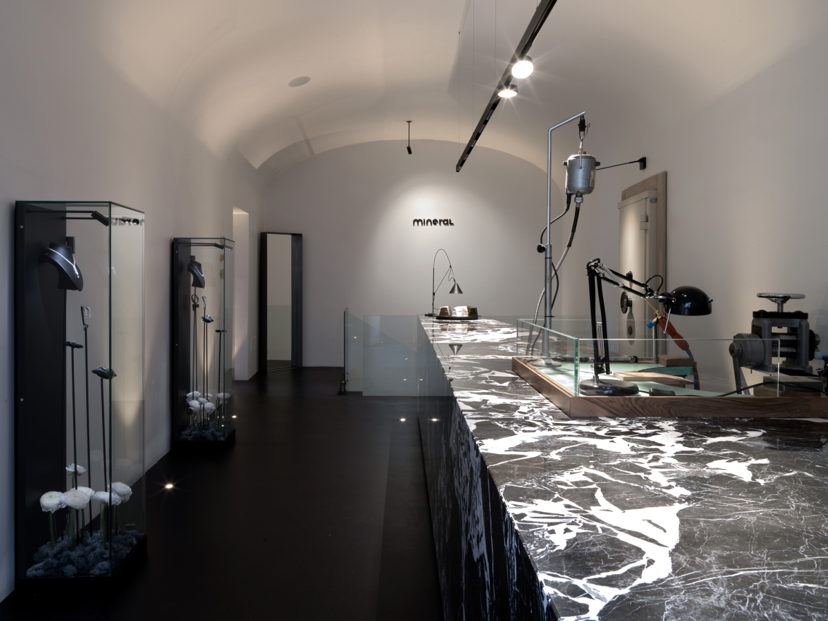 Un atelier di gioielli unico nel suo genere | Daniele Della Porta ...