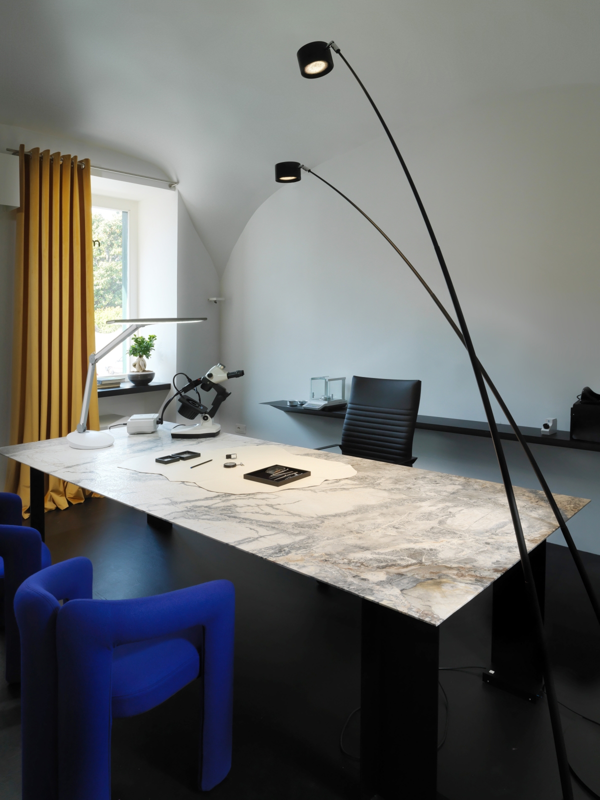 Un atelier di gioielli unico nel suo genere | Daniele Della Porta ...