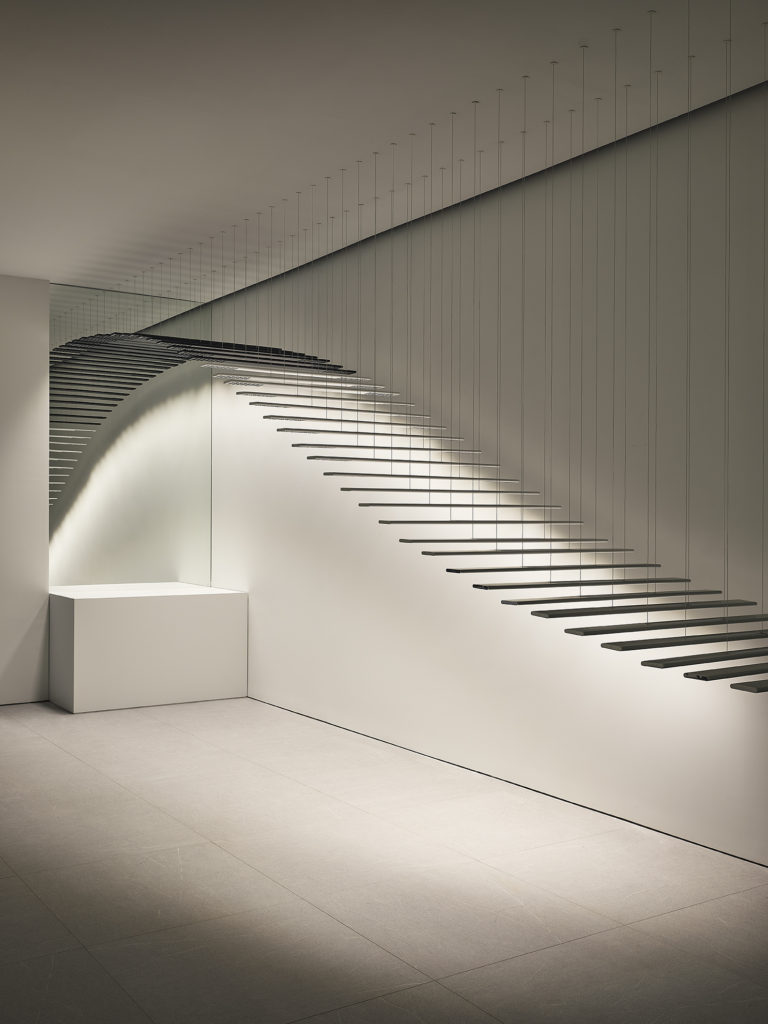 Flos rivela le sue ultime novità per l'illuminazione ad Euroluce 2023 ...