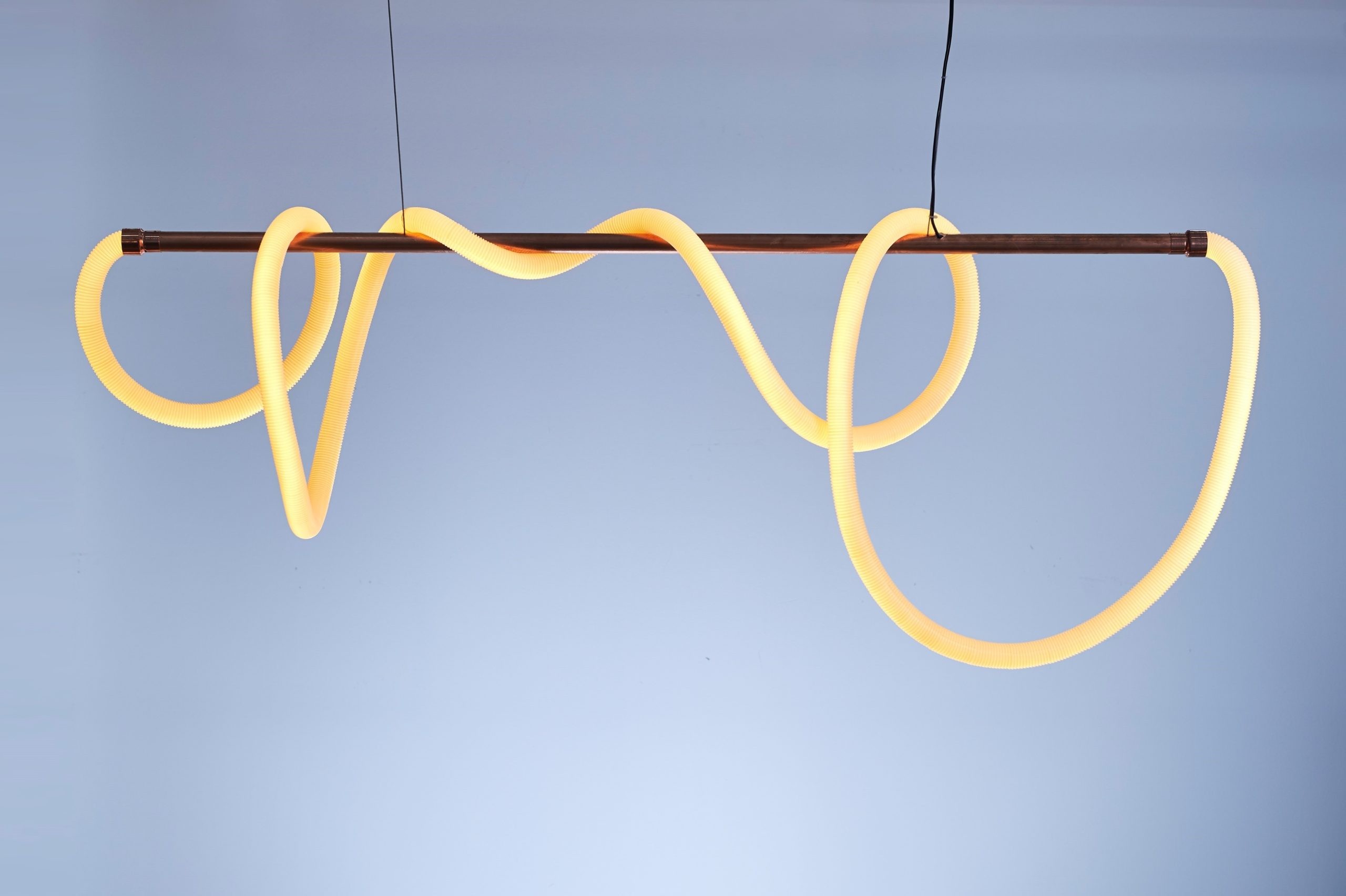 Un'illuminazione surreale e fuori dagli schemi: L'Ugly Ducting di David ...