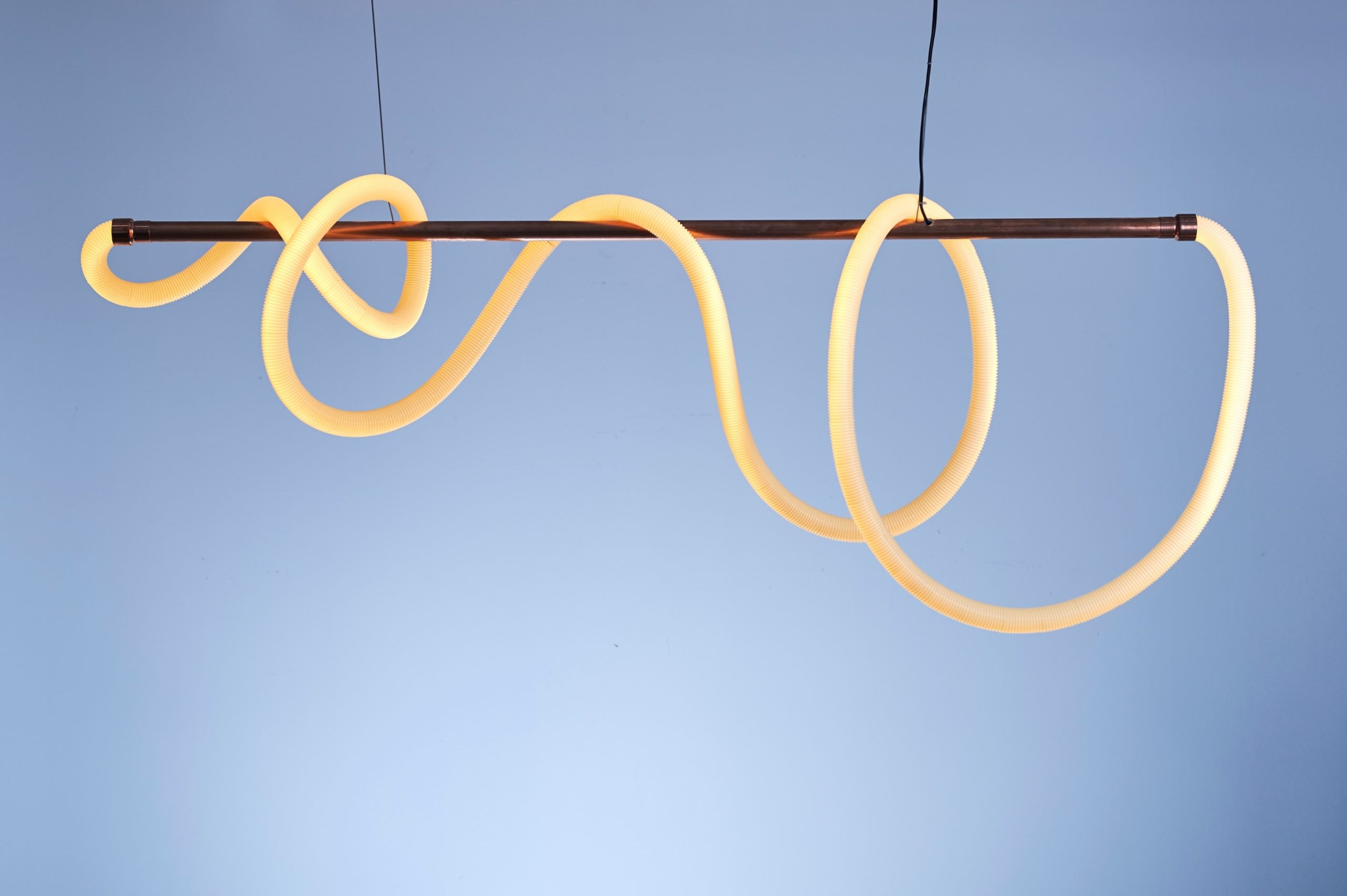 Un'illuminazione surreale e fuori dagli schemi: L'Ugly Ducting di David ...